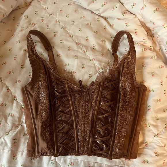 Victoria's Secret | Tops | Victorias Secret Boned Lining Brown Lace ...